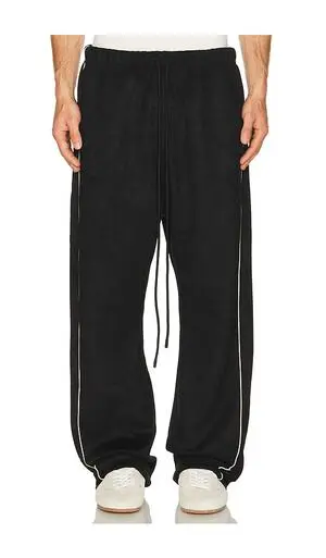 Fear Of God Signature Relaxed Pant In . Also - Black