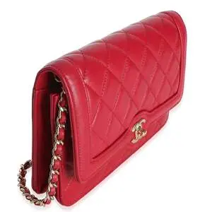 Chanel Quilted Lambskin Wallet On Chain - Red
