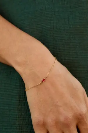 SET & STONES Marquise Birthstone Bracelet - Gold/august