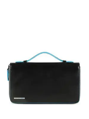PIQUADRO Zip-around Leather Travel Document Holder