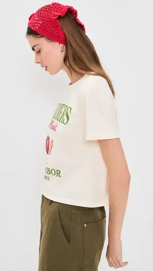 SUNNY SOMEWHERE Everyday Tee