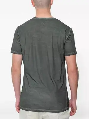 MD75 Buttoned T-shirt