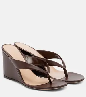 GIANVITO ROSSI Leather Wedge Thong Sandals - Brown