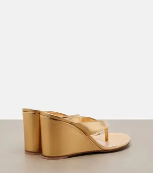GIANVITO ROSSI Leather Wedge Thong Sandals