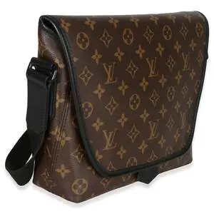 LOUIS VUITTON Monogram Macassar Canvas Magnetic Messenger