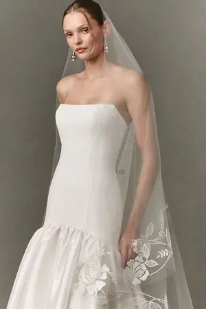 ENAURA Floral Embroidered Cathedral Veil