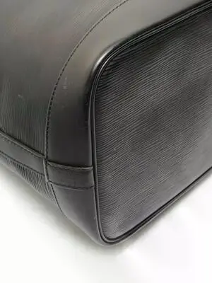LOUIS VUITTON 2013 Epi-noé Shoulder Bag - Black