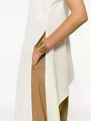 COVERT Asymmetric-hem V-neck Top