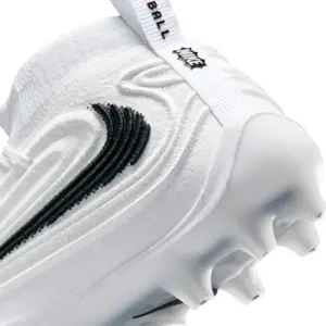 Nike Alpha Menace Elite Football Cleats