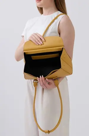BEHNO Coco Baguette Pebble Leather Shoulder Bag - Bisque
