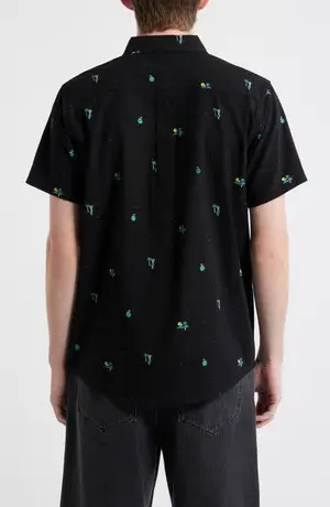 Rip Curl Skelly Breach Tropical Print Short Sleeve Cotton Chambray Button-down Shirt - Black