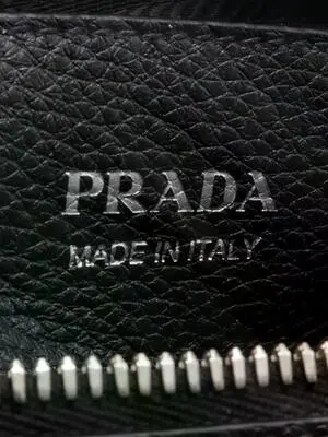 Prada 2010-2026 Vitello Daino Crossbody Bag - Black