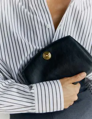 LIFFNER Pushlock Lizard Embossed Clutch - Black