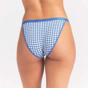 SKIMS Logo Picot String Bikini - Arctic Gingham