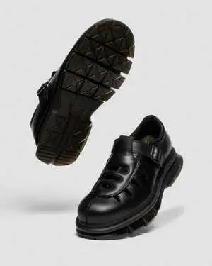 Dr. Martens Qubist Fisherman Sandals