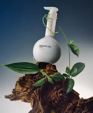 NATURELAB TOKYO Saisei Restoring Therapy Conditioner