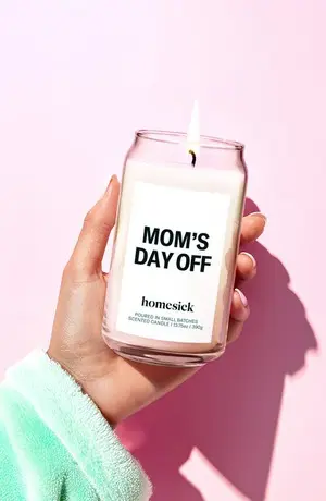 HOMESICK Mom's Day Off Scented Candle