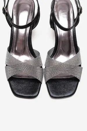 PROLOGUE SHOES Milagro Block Heel Sandal - Black