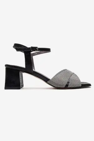 PROLOGUE SHOES Milagro Block Heel Sandal - Black