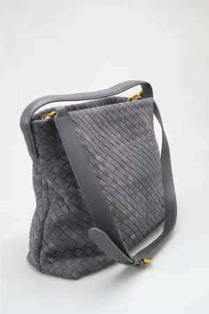 PROLOGUE SHOES Celauna Woven Shoulder Bag - Grey