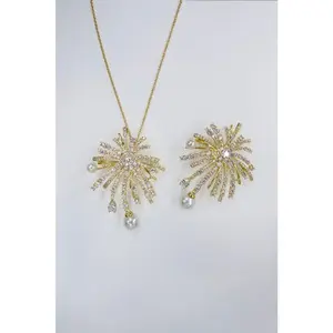 CLASSICHARMS Pavé Firework Brooch Pendant