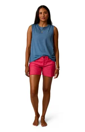 Carve Designs Oahu 4" Corduroy Shorts - Watermelon