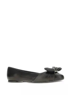 FERRAGAMO Vara Ballet Flats - Black