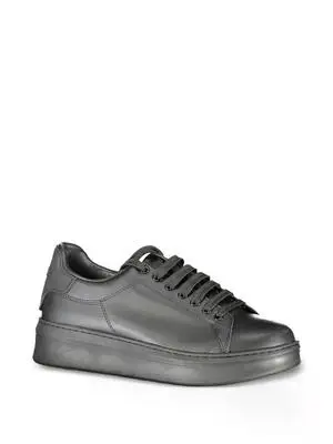GAELLE PARIS Low-top Faux-leather Sneakers