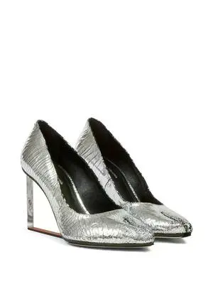 MAISON MARGIELA Tabi Pointed-toe Pumps - Grey