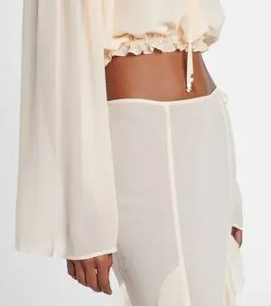 BANANHOT Ora Ruffled Off-shoulder Crop Top