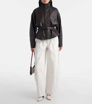Jacquemus Ovalo De-nîmes Barrel-leg Jeans - White