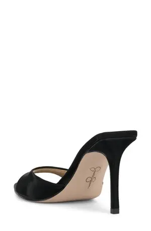 Jessica Simpson Dravie Sandal - Black