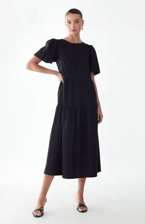 St Mrlo Short Sleeve Dresses