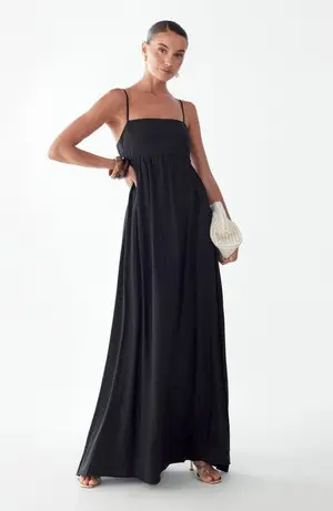 ST MRLO Aster Maxi Dress - Black
