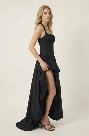MODENAIRE Halter Neck Corset Maxi Dress