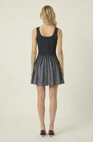 MODENAIRE Sleeveless Knit Mini Dress