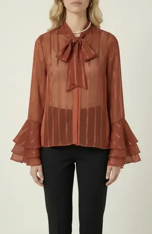 Modenaire Blouses