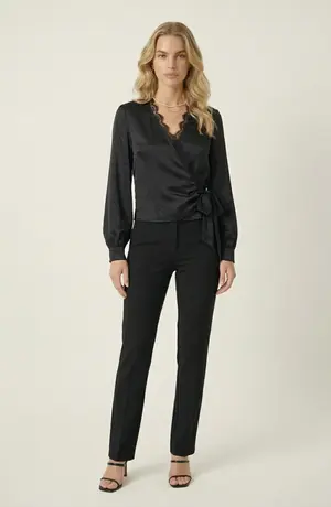 MODENAIRE Lace Trim Wrap Blouse