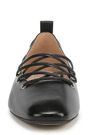 27 EDIT NATURALIZER Carla Ghillie Flat - Black