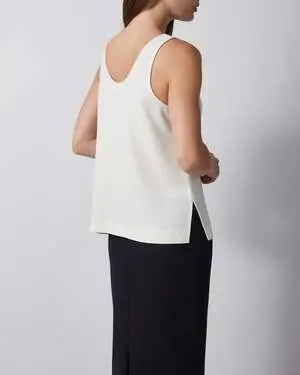 WAKAKUU Chez Sleeveless Top - Offwhite