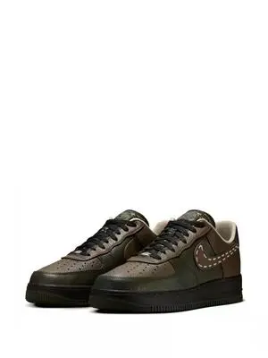 Nike Air Force 1 '07 Low Top Sneakers - Green