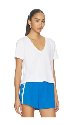 PERFECTWHITETEE Crispy Cotton V Neck Tee - White