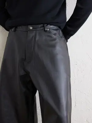 424 Straight-leg Leather Shorts