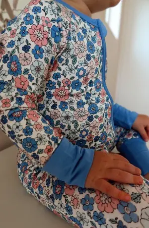IN MY JAMMERS Floral Zipper Romper