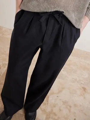 STOFFA Straight-leg Linen-twill Drawstring Trousers - Black
