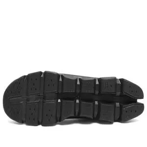 On Cloudswift Amp Performance Sneakers - Black/black