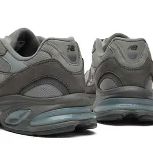 Comme Des Garçons X New Balance 2010v Sneakers - Grey