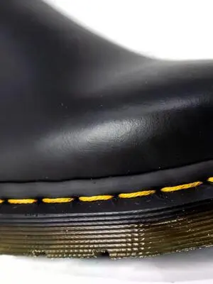 Dr. Martens 2976 Chelsea Boots