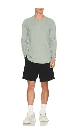 CUTS Curve Hem Long Sleeve Henley