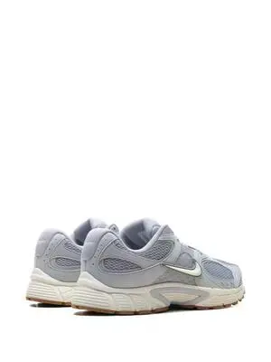 Nike V5 Rnr Low-top Sneakers - Grey
